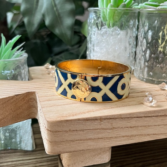 Spartina 449 | Jewelry | Spartina 449 Gold And Navy Geometric Bracelet ...